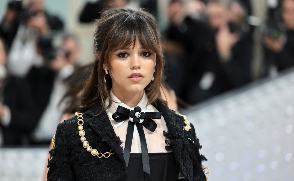 Jenna Ortega diz que ficou infeliz com o sucesso de 'Wandinha ...